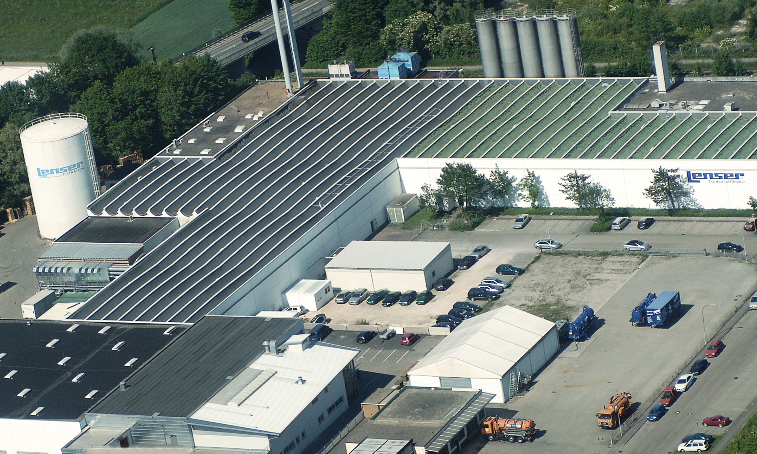 Home all over the world - LENSER